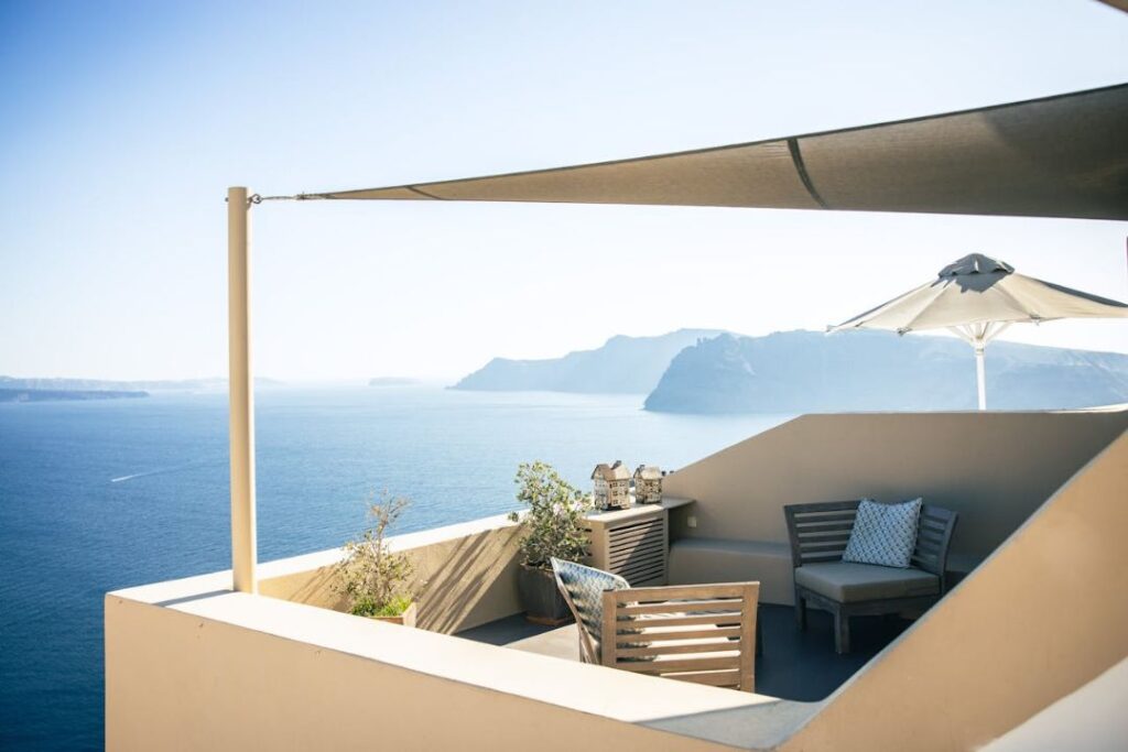 12 Smart Ways to Add Shade to Your Backyard Without a Pergola - Remodr